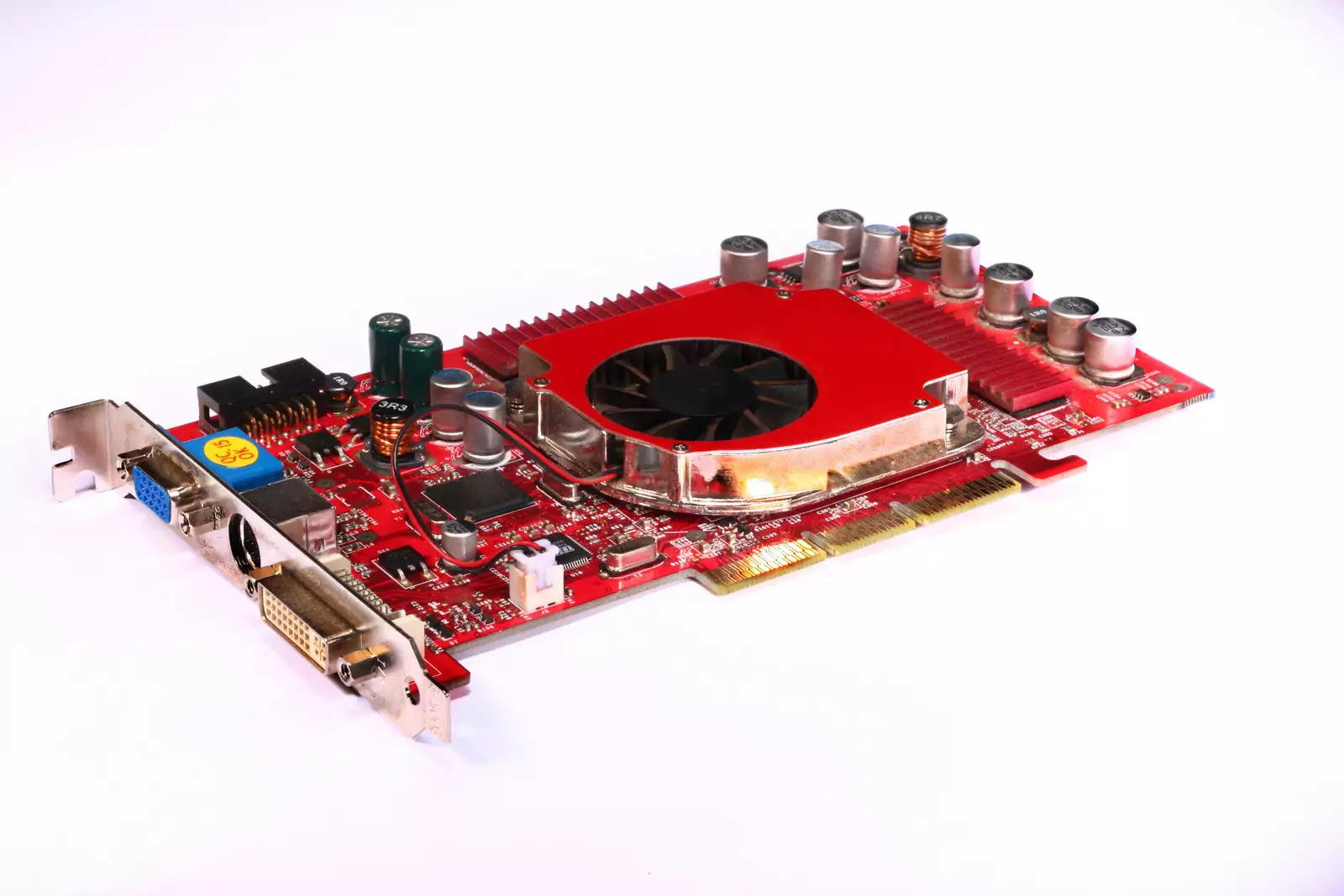 Graphics Card Buzzing Noise: Causes & Fixes - Best Gaming Reviews